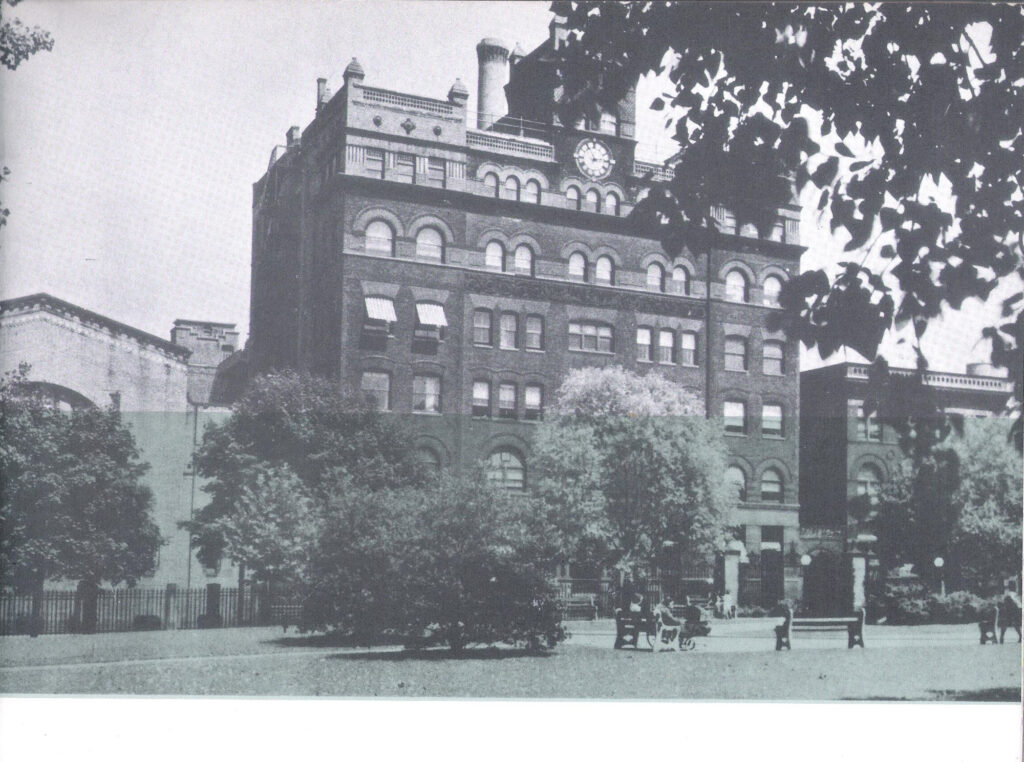 1949 Art School Brochure - Pratt Institute